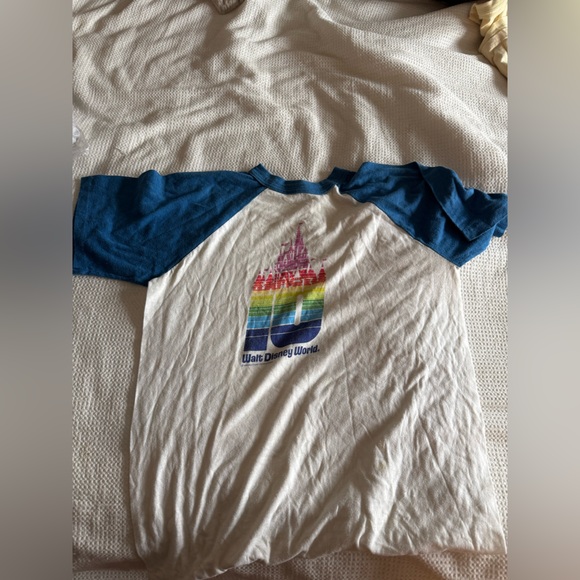 Disney | Shirts | Vintage Walt Disney World Tshirt Th Anniversary 1981 ...